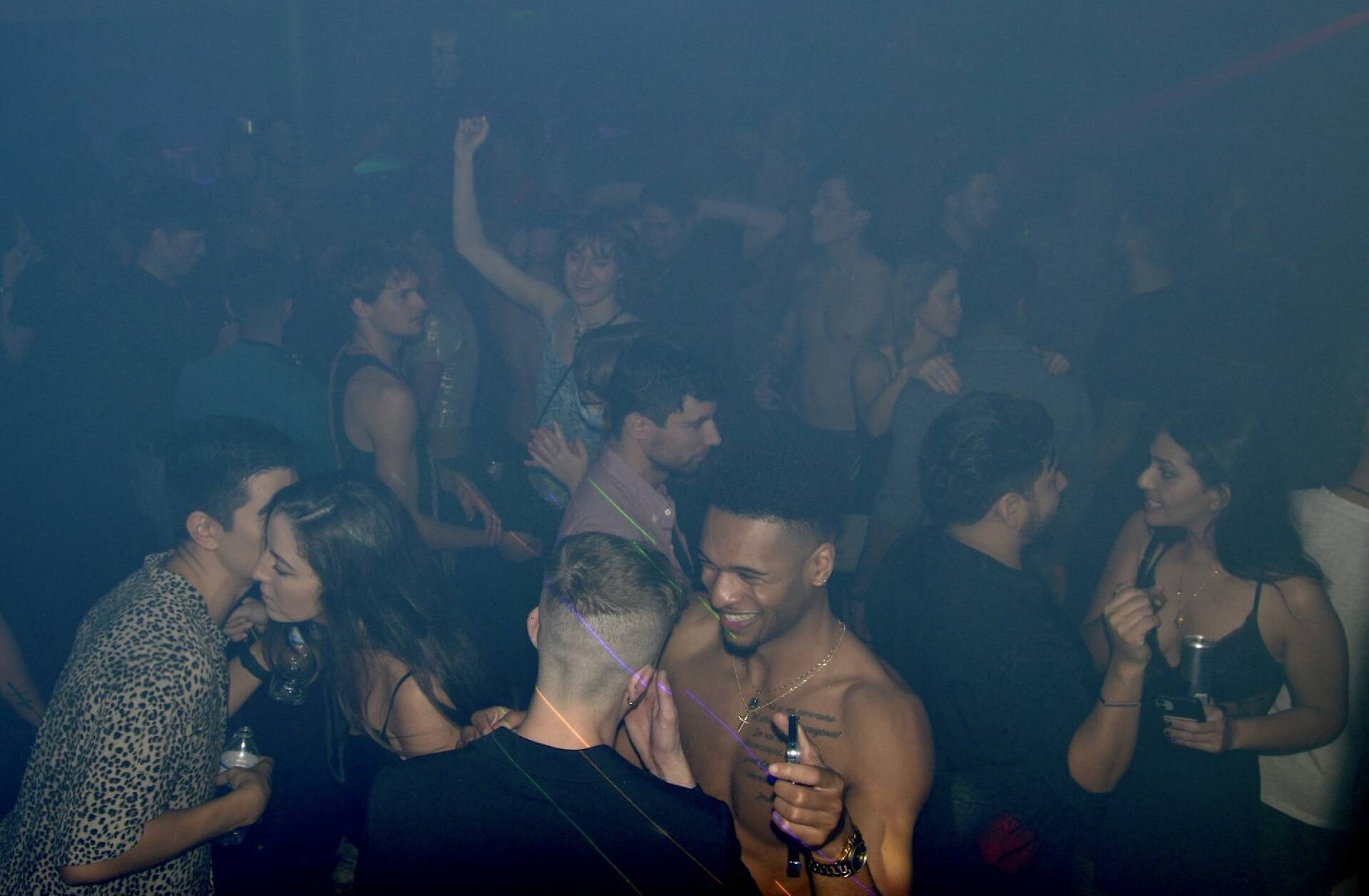 8 Best Gay Bars in Austin for a Fun Night Out