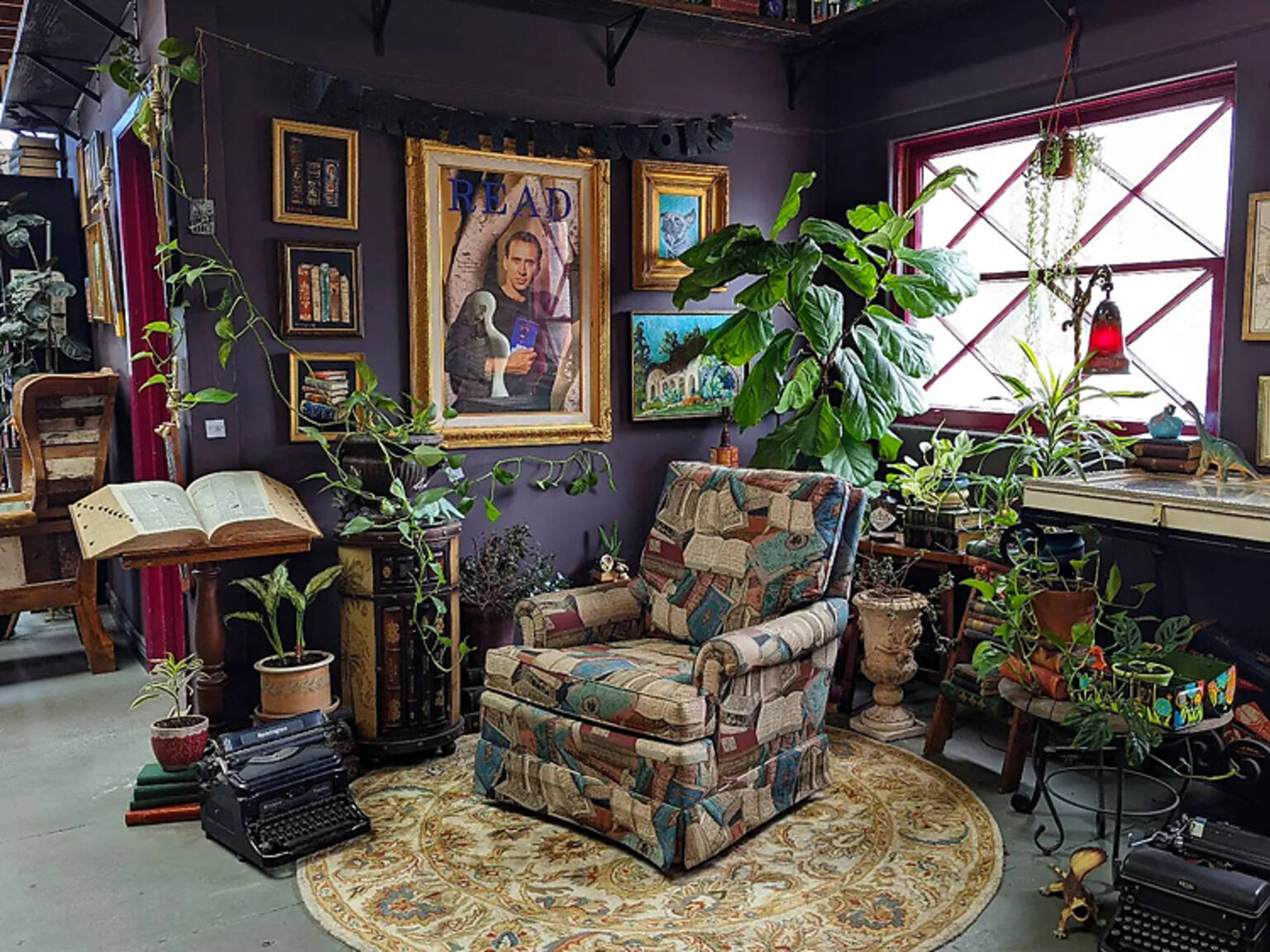 14 Best Independent Bookstores in the US