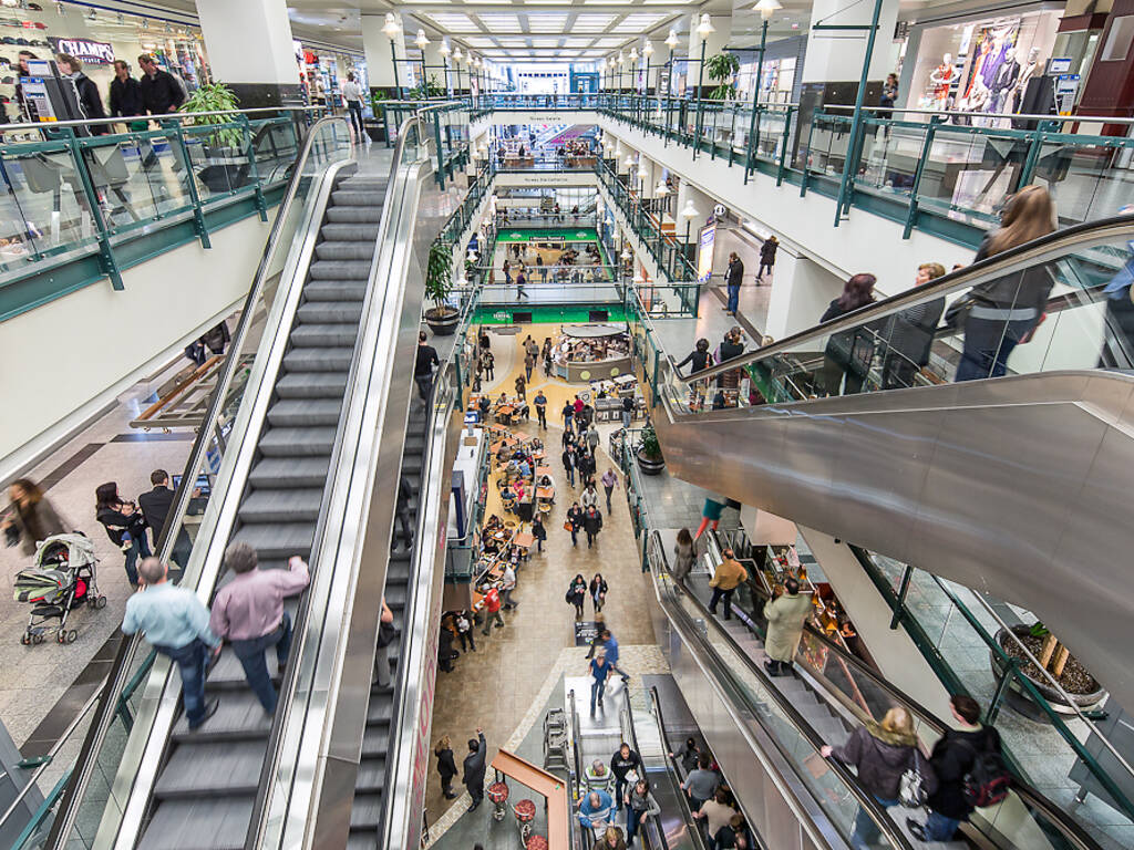 Top 15 Malls in Montreal for High-End Retail and Bargains to Find