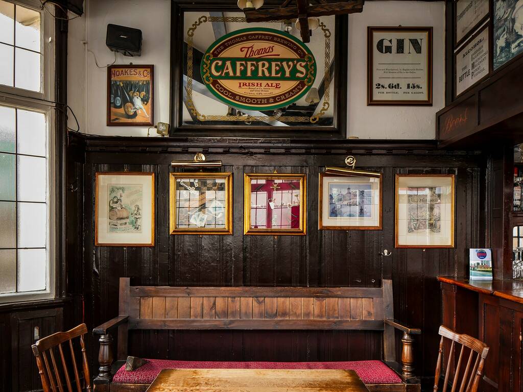 16 Best Irish Pubs In London | Where To Drink On St Patrick’s Day 2025
