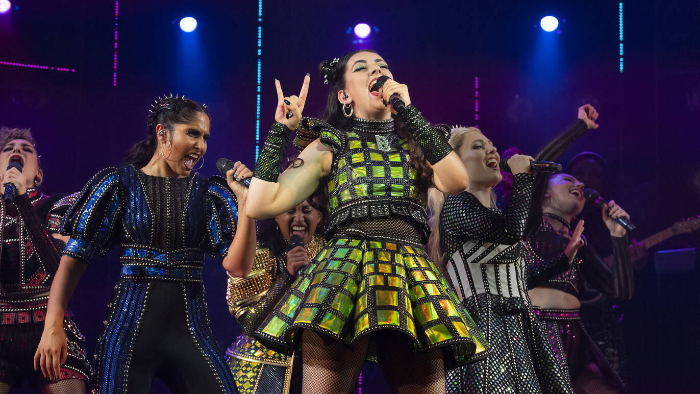 Our review of Six the Musical | Theatre in Melbourne