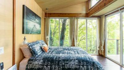 The 14 Best Treehouse Airbnbs in Dallas for 2024