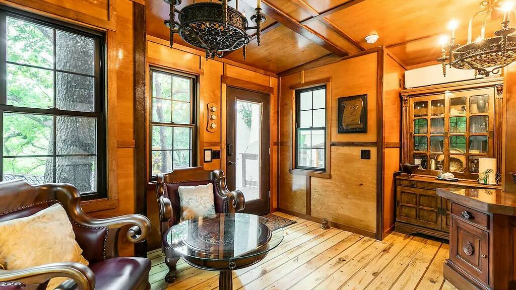 The 14 Best Treehouse Airbnbs in Dallas for 2024