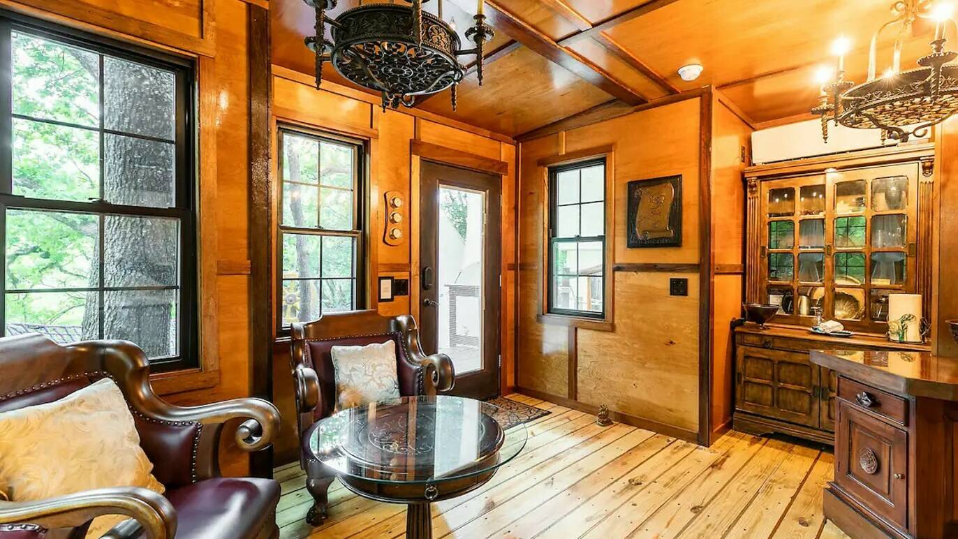 The 14 Best Treehouse Airbnbs in Dallas for 2024