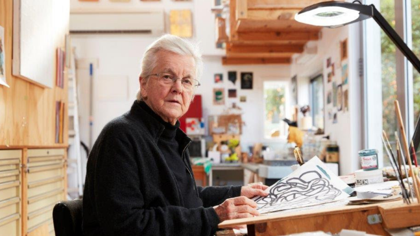 Vivienne Binns: On and through the Surface | Art in Sydney