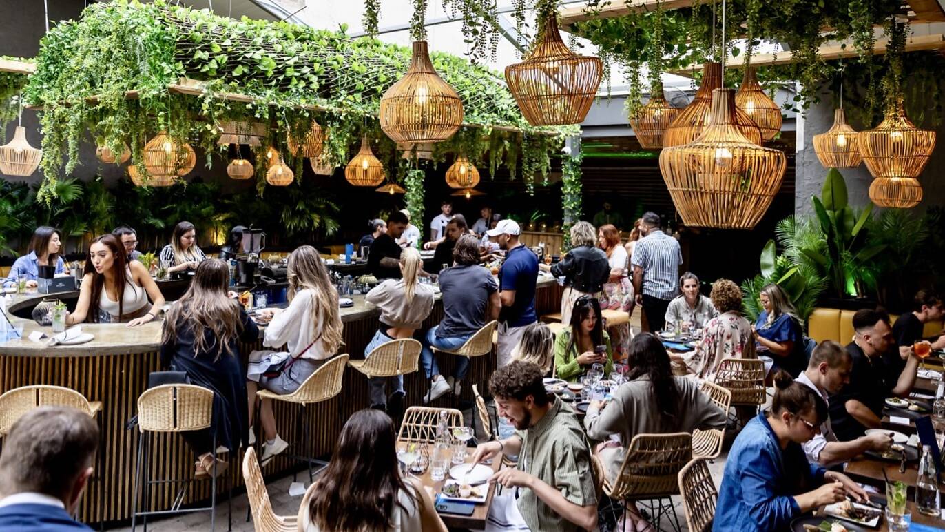 33 Best Downtown Montreal Restaurants To Try Right Now