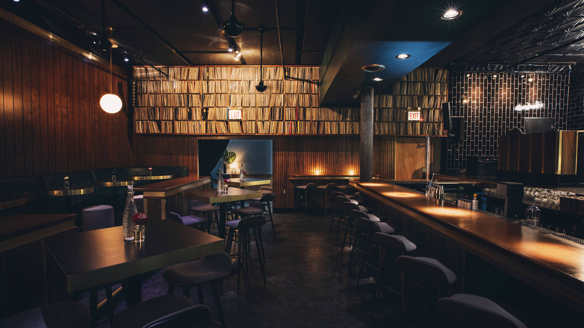 Dorian’s | Bars in Wicker Park, Chicago