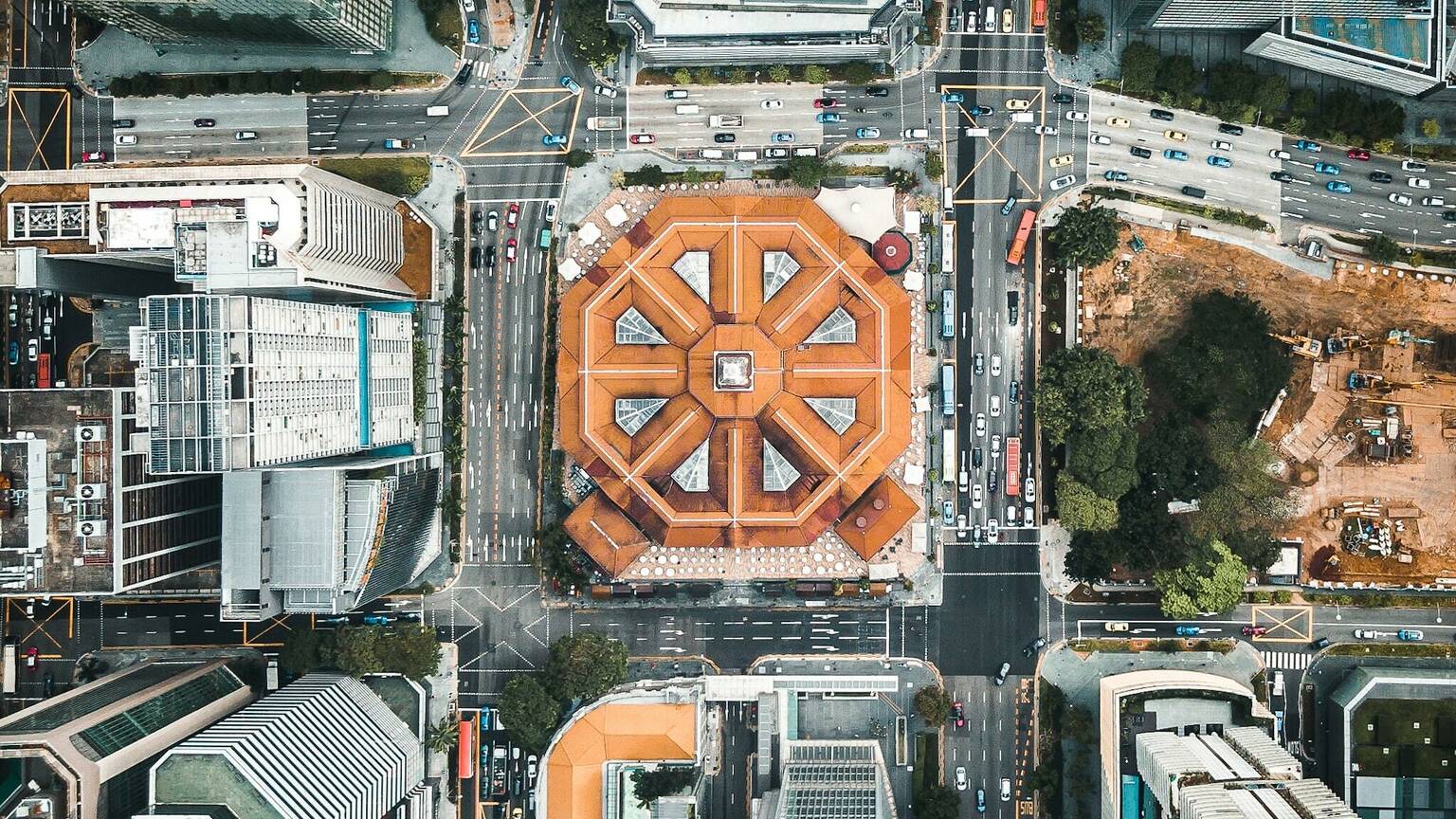 6 Iconic Hawker Centres In Singapore And The Stories Behind Them