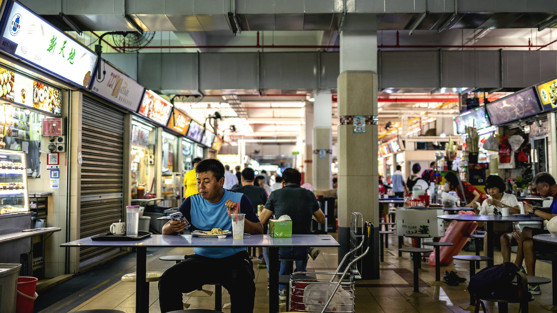 6 Iconic Hawker Centres In Singapore And The Stories Behind Them