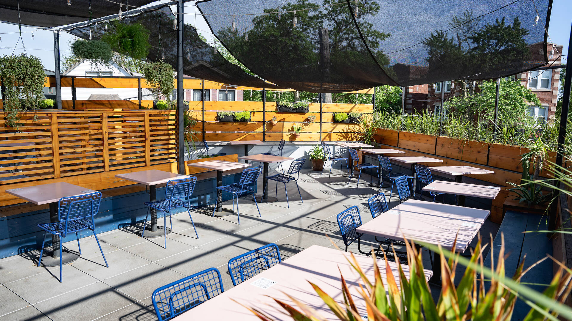 10 Amazing Rooftop Happy Hour Deals in Chicago