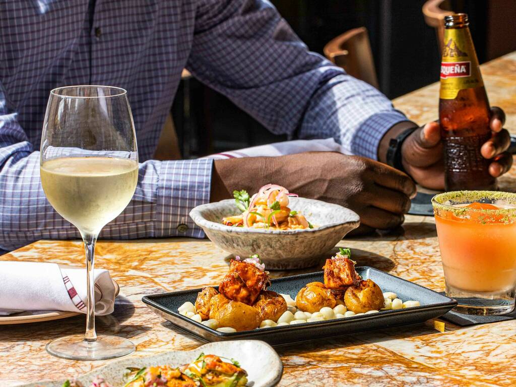 10 Amazing Rooftop Happy Hour Deals in Chicago