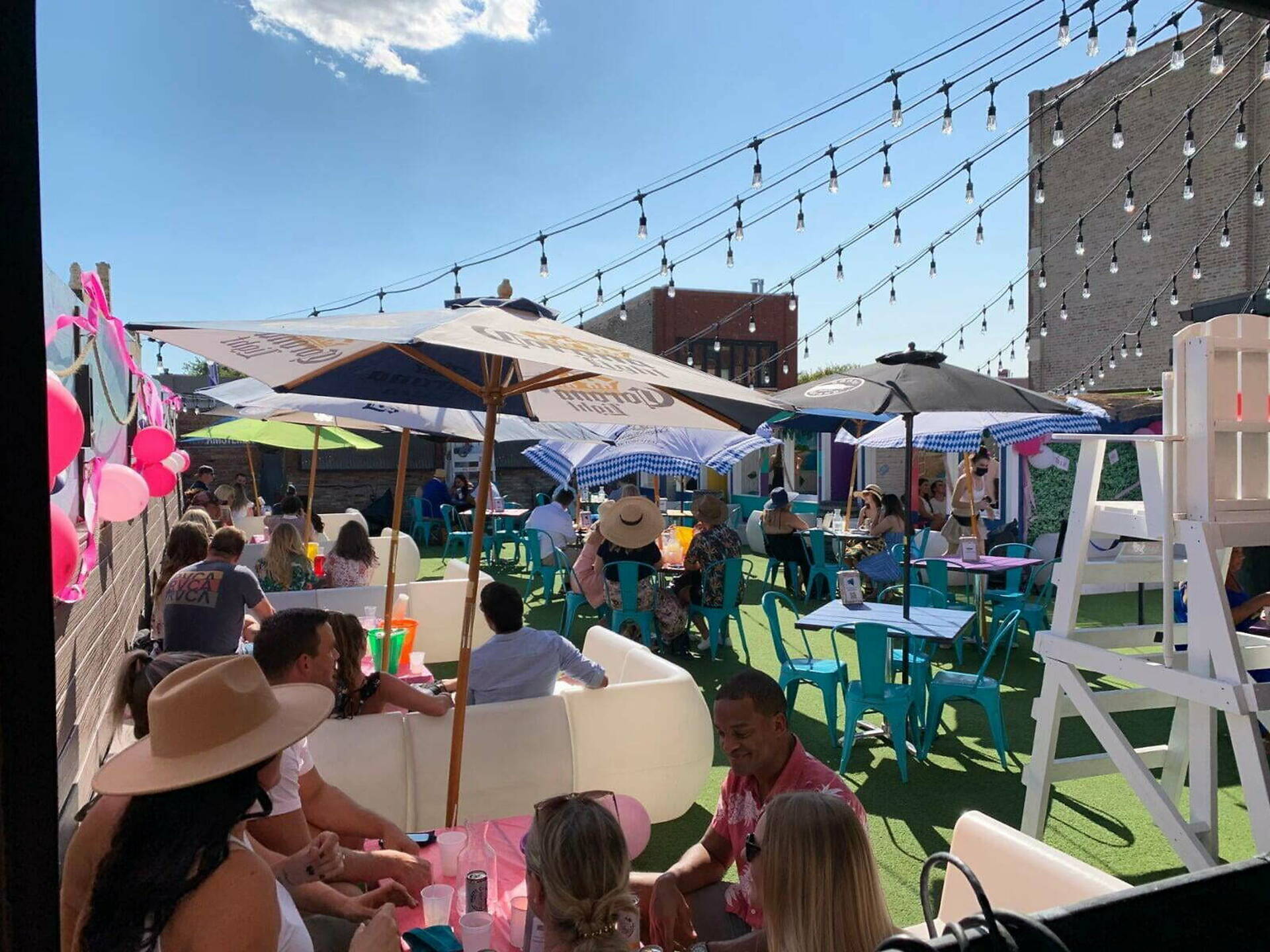 10 Amazing Rooftop Happy Hour Deals in Chicago