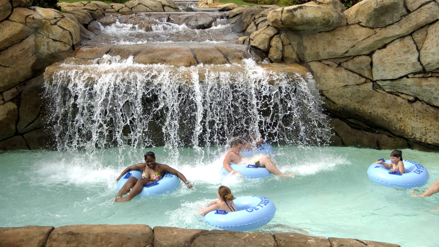 14 Best Lazy Rivers in the U.S. For a Chill Day on the Water