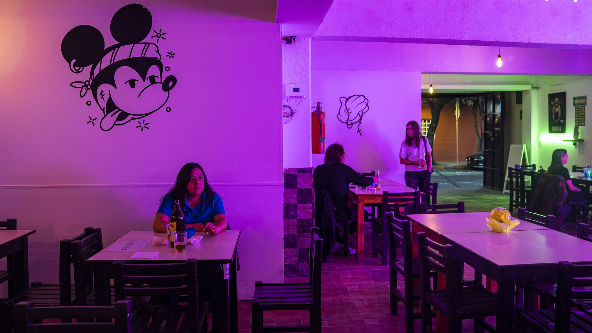 El Micky, un bar con noches de jazz y antojitos chiapanecos