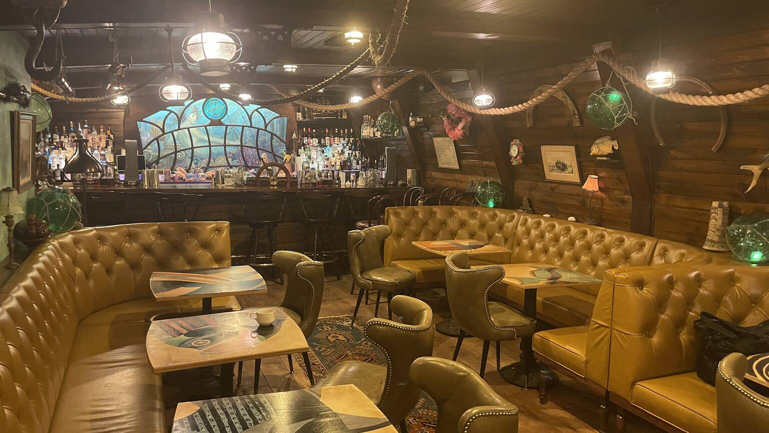 14 Best Bars in Brooklyn for Good Drinks, Great Vibes and New friends