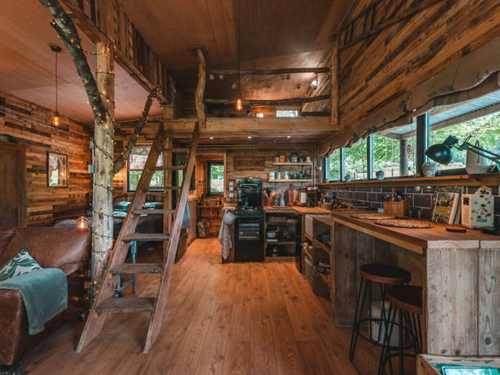 The 13 Best Cabins and Log Cabins in UK | Hideaways for a Cosy Retreat The 13 Best Cabins and Log Cabins in UK | Hideaways for a Cosy Retreat