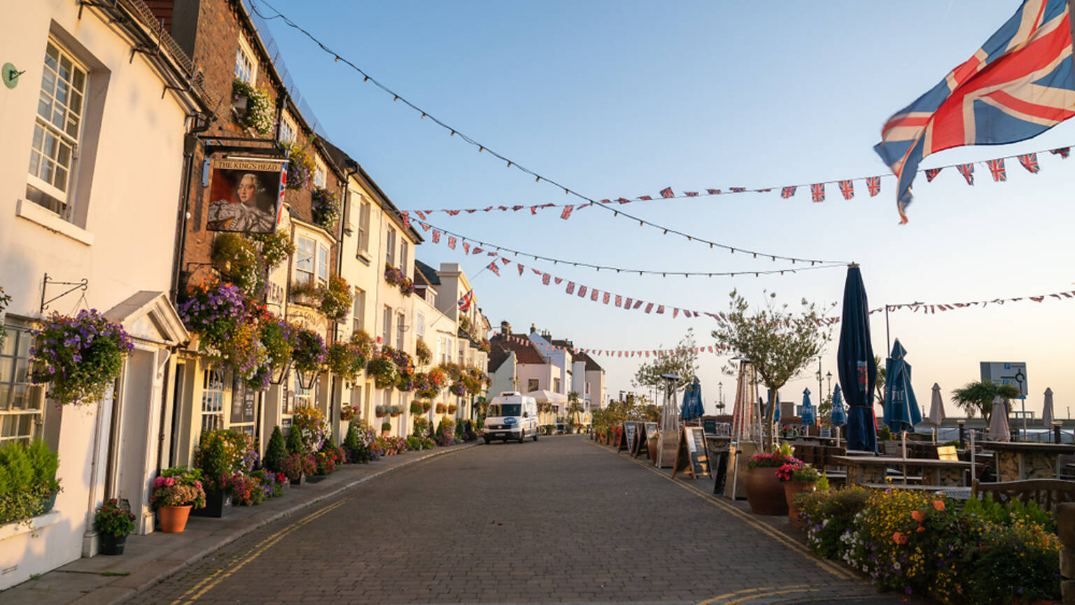 Best Places to Go for a Winter Holiday in the UK