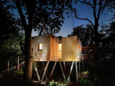 13 Best Cabins and Log Cabins in the UK to Stay in for a Cozy Retreat