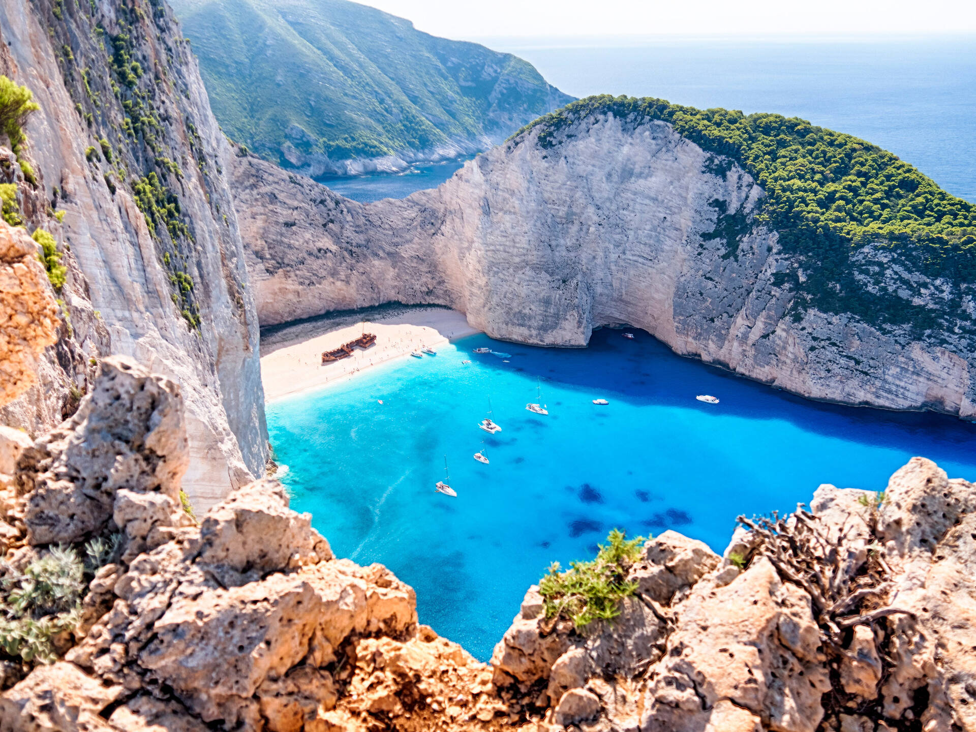 10 Best Greek Islands According To An Expert