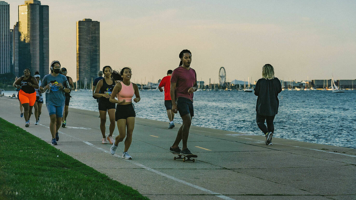 19 Best Chicago Running Clubs to Keep You Motivated