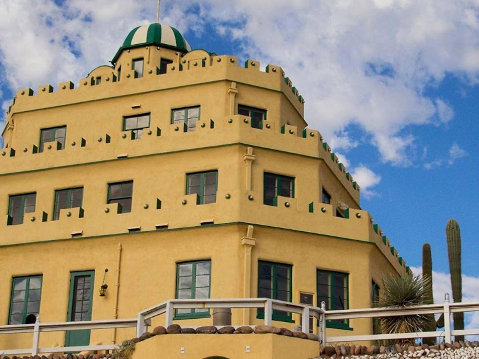 20 Best Things To Do in Phoenix: Cool, Unique Activities Picked By Locals