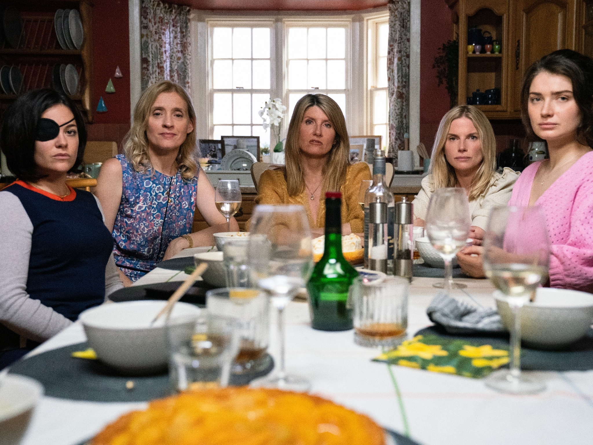 La directora y guionista Sharon Horgan regresa a AppleTv con Bad Sisters