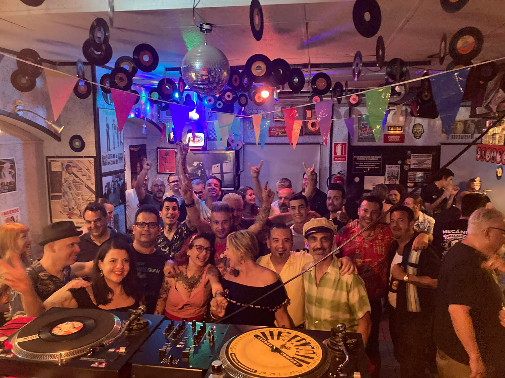 Barbara Ann | Music in Les Corts, Barcelona