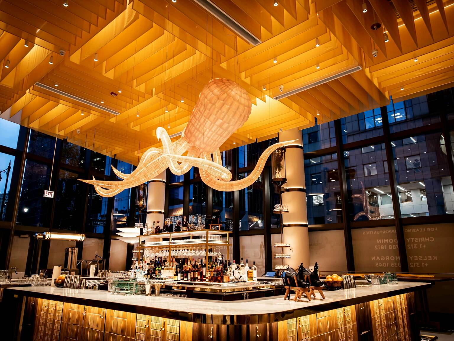 24 Best Seafood Restaurants in Chicago For Fish, Crab and Oysters