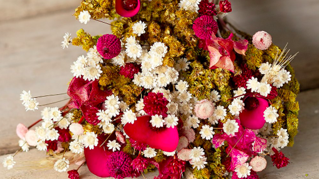 17 Best Flower Delivery Services in the UK for 2025