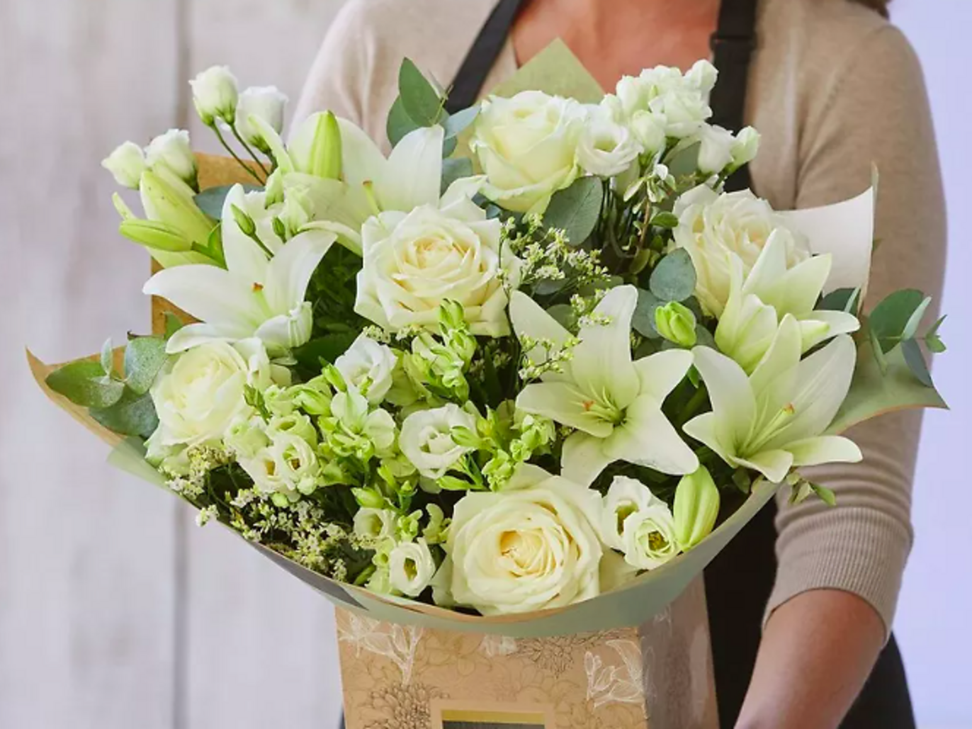 17 Best Flower Delivery Services in the UK for 2025