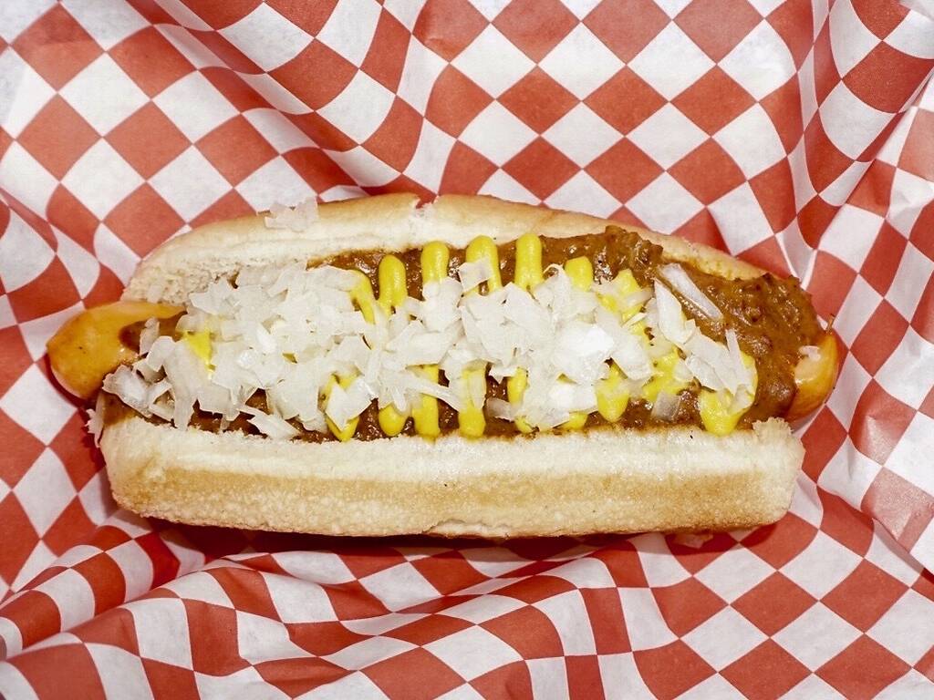 22 Best Hot Dogs in Chicago to Try Right Now