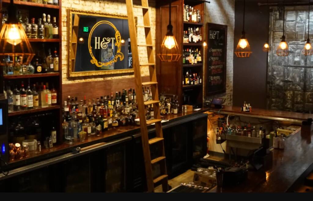 The 18 Best Bars in Dallas for 2025