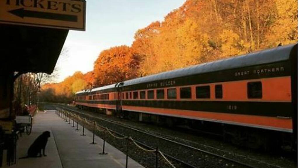 These Are the Best Fall Foliage Train Rides in the U.S.