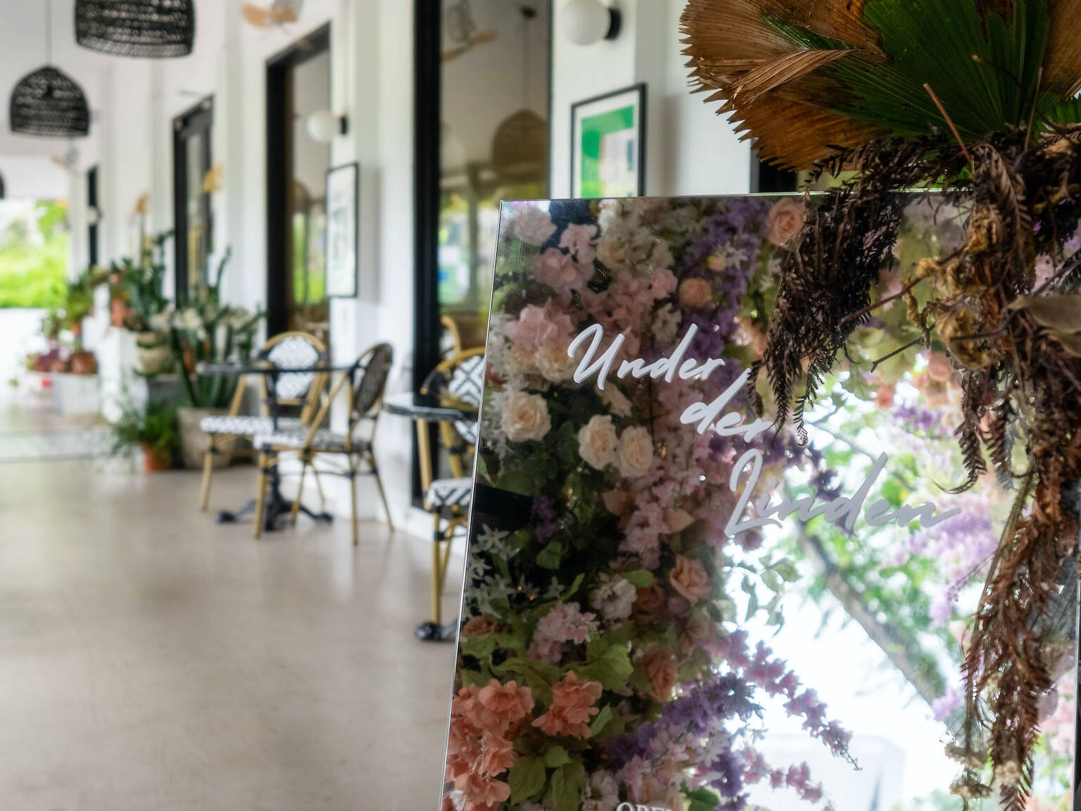 10 Best Floral Restaurants And Cafés In Singapore