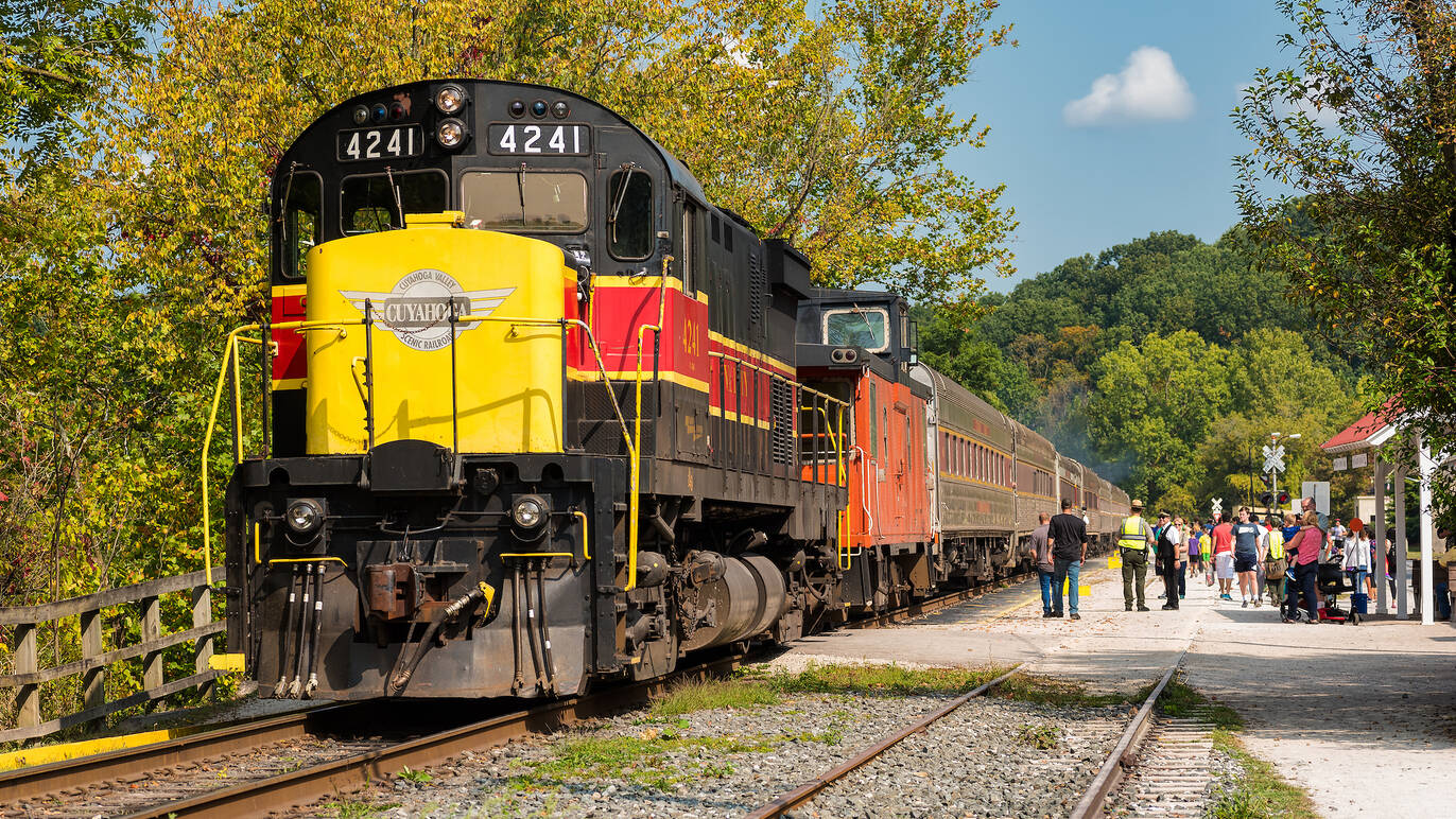These Are the Best Fall Foliage Train Rides in the U.S.