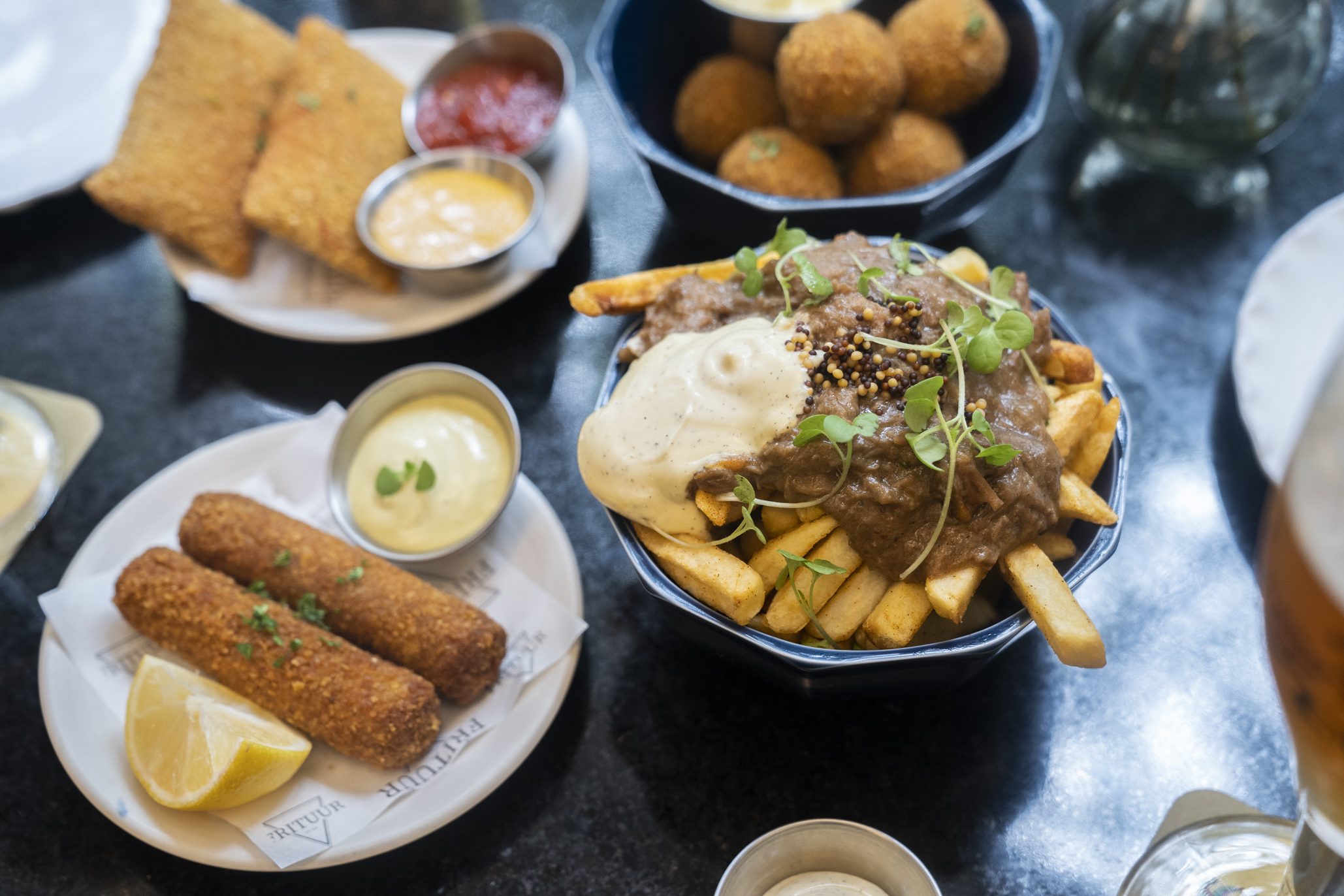 Frituur: waffles belgas y snacks holandeses en la Condesa