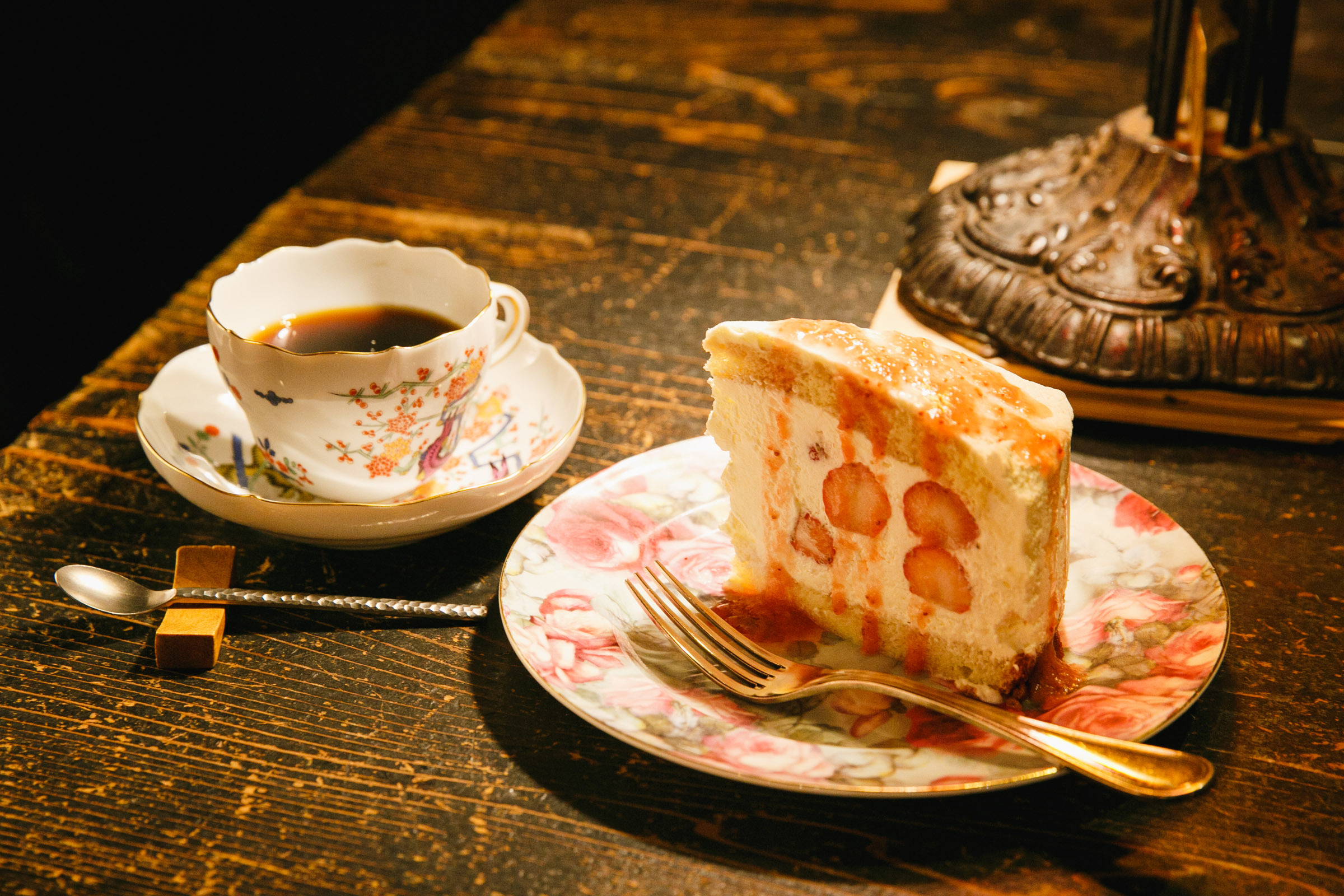 Cafe Bon | Restaurants in Shinjuku, Tokyo