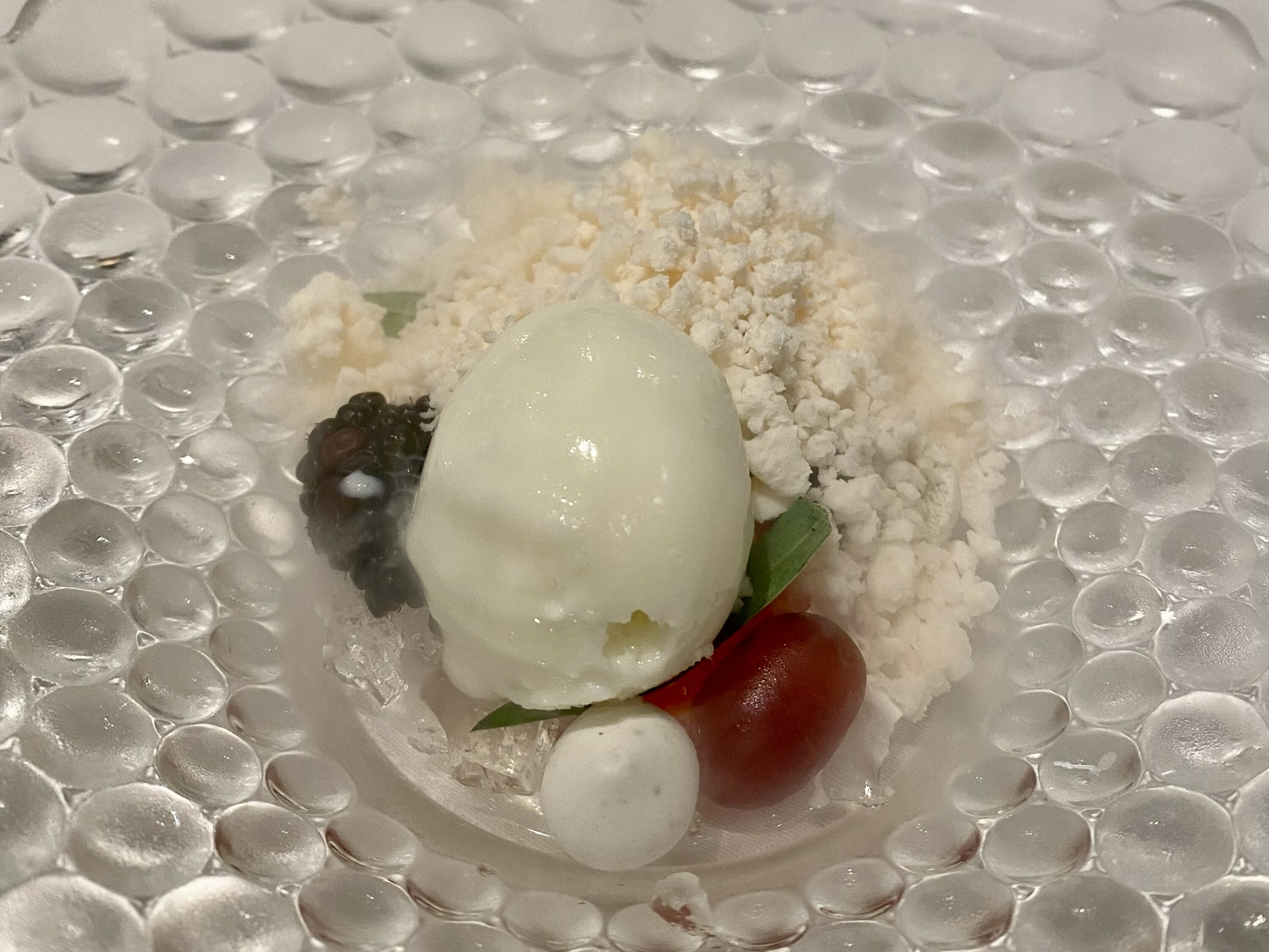 'Elegant Wilderness' เทสติ้งเมนูใหม่ของ Kavee โดย ‘เชฟเต้-วรธน’ กับบท ...