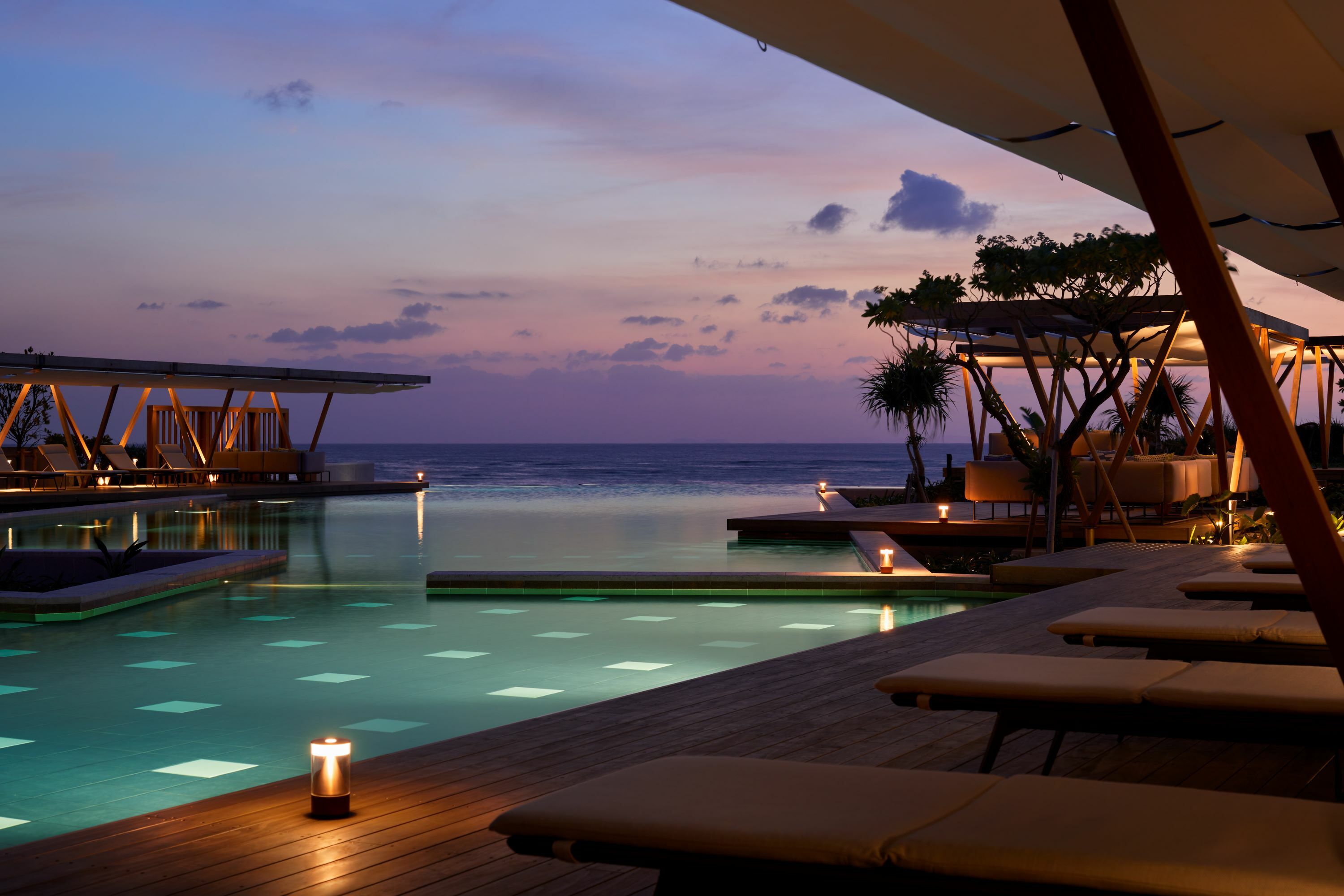 6 most breathtaking hotel infinity pools in Japan – from Tokyo to Okinawa