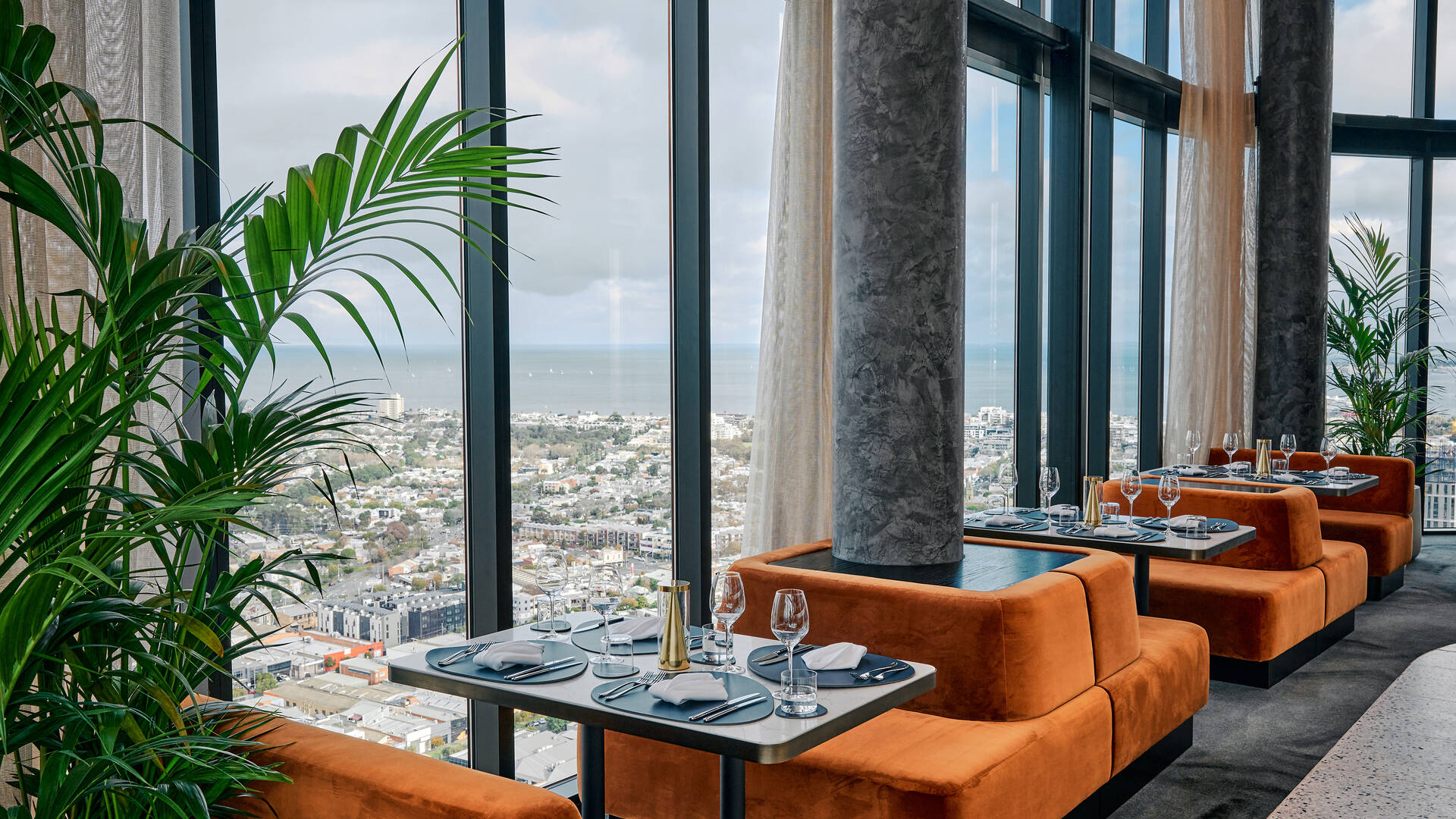 Sky-high restaurant Strato is now open at Oakwood Premier Melbourne