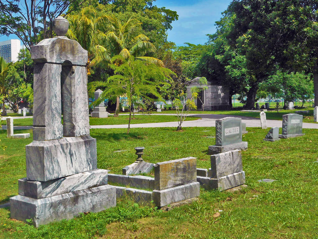 Where to find Miami's most famous graves