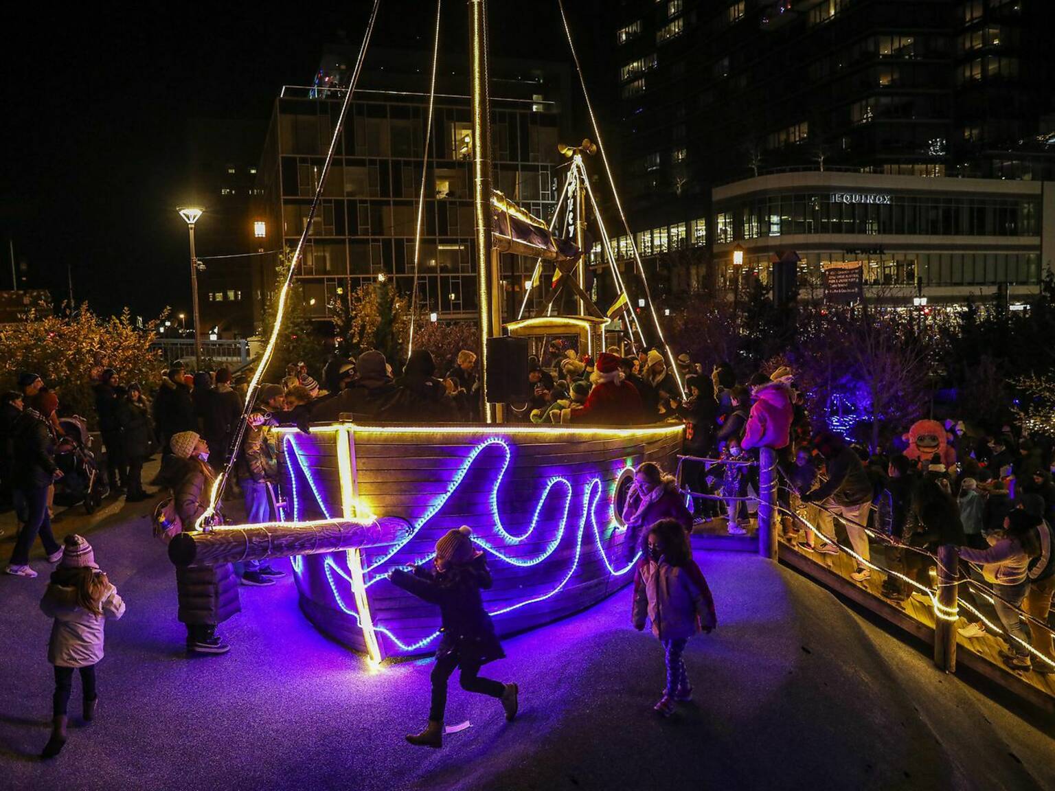 Where to see Boston Christmas lights and holiday decorations 2022