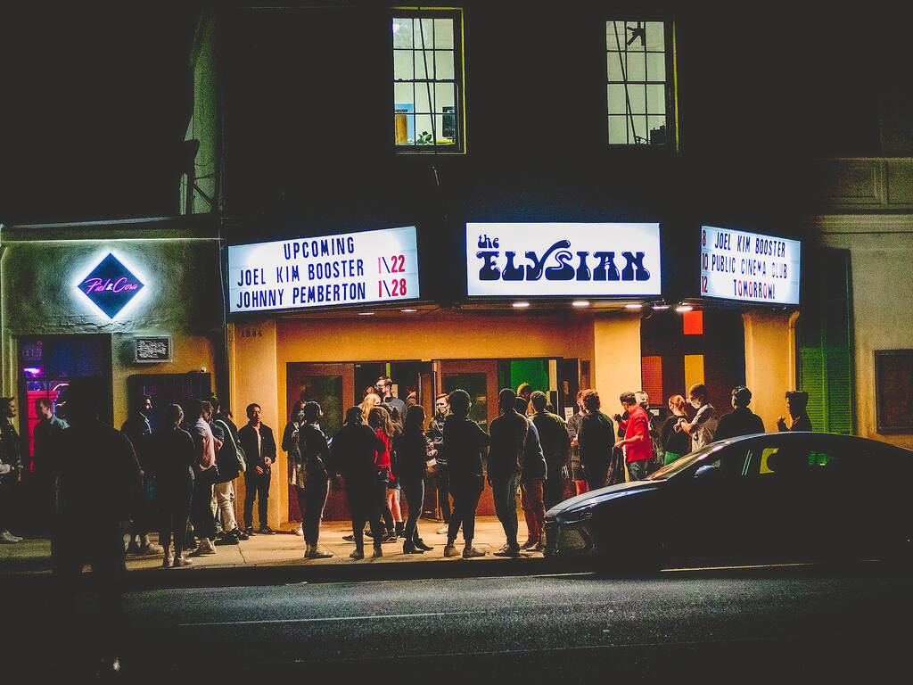 11 Best L.A. Comedy Clubs to See Stand-Up or Improv Performances