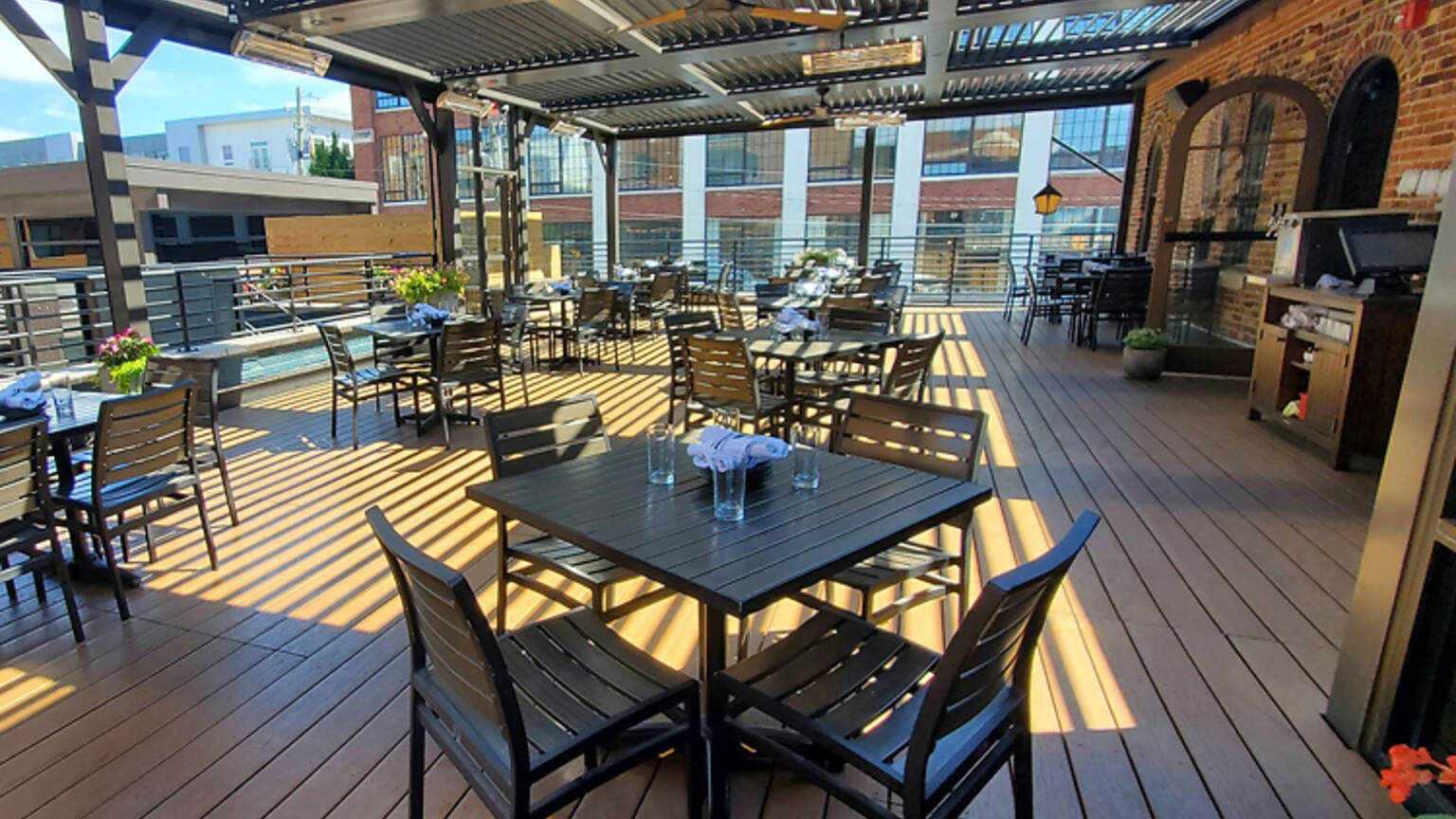 10 Best Restaurants in Indianapolis To Book Right Now