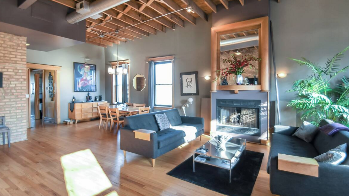 15 Best Airbnb Lofts in Chicago for 2025 | Best Chicago Airbnbs for Summer