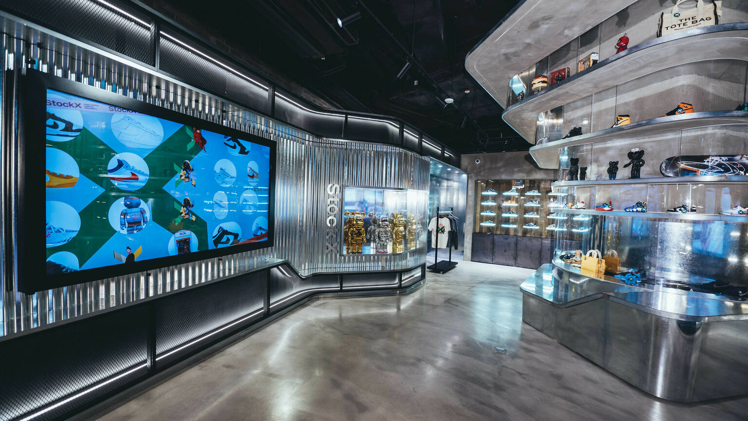 人氣轉售平台 StockX 香港實體店 現場試穿球鞋服務
