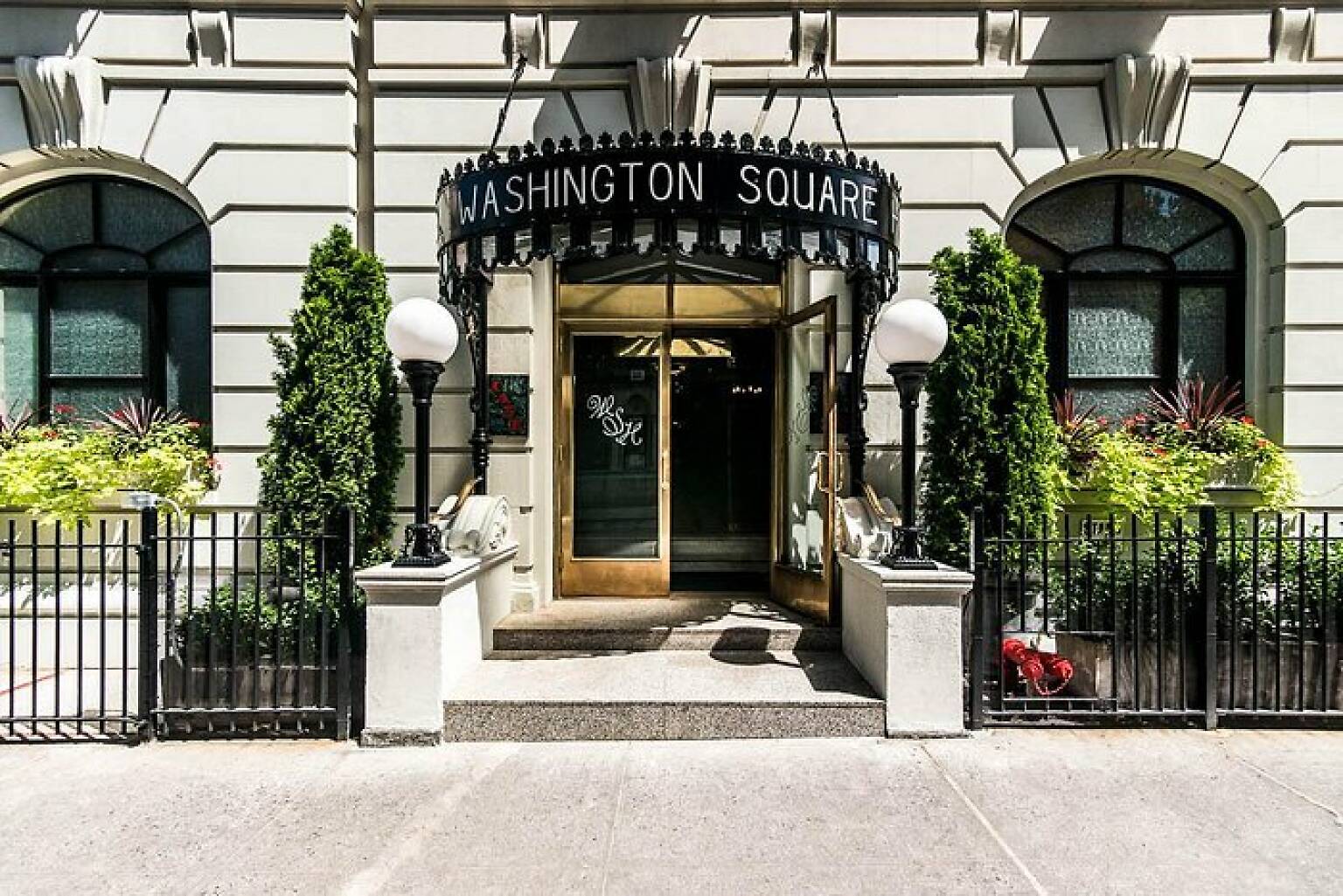 14 Most Iconic Hotels in New York City for 2026 | Best Places To Stay ...