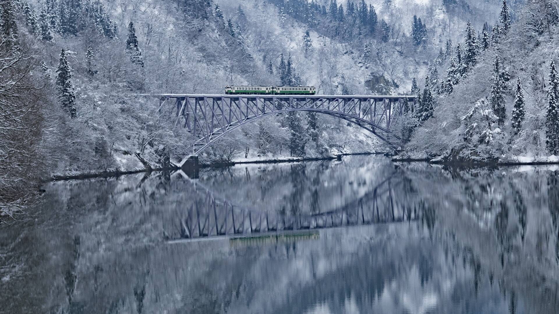 Travel from Fukushima to Niigata on the dreamy Tadami Line train