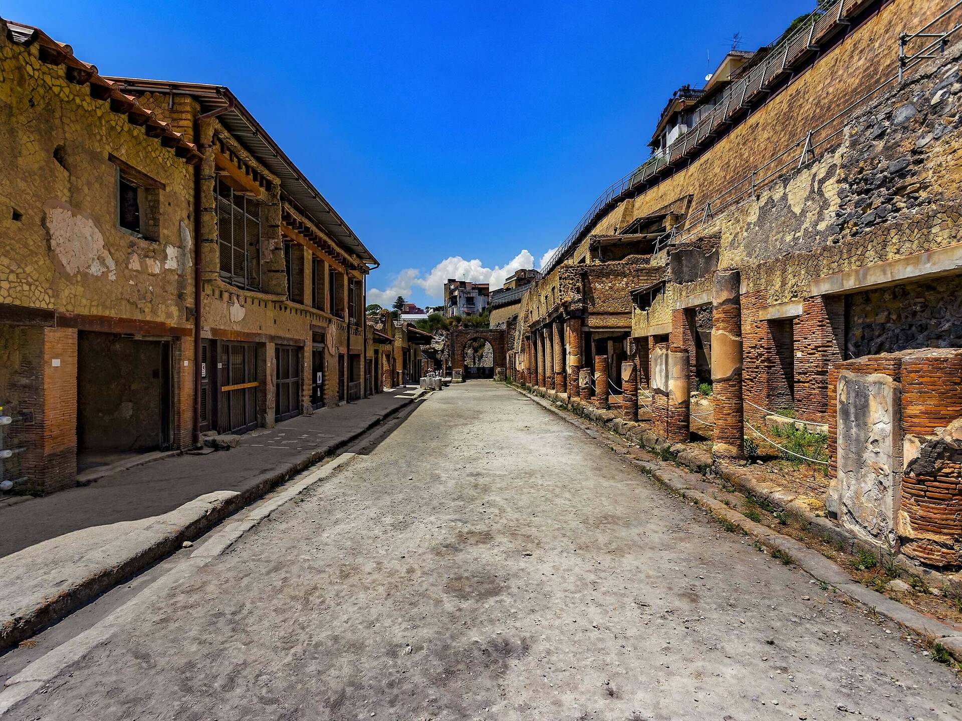 23 Best Things to Do In Naples Right Now