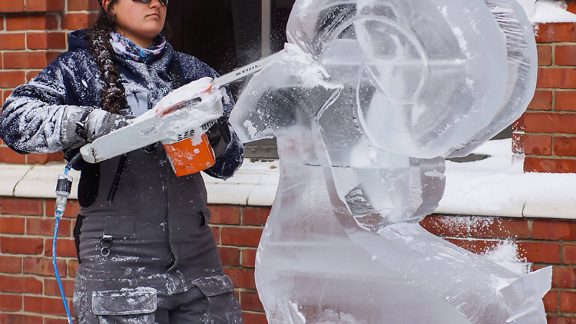 10 Best Winter Festivals in the US to See Ice Sculptures And Snow